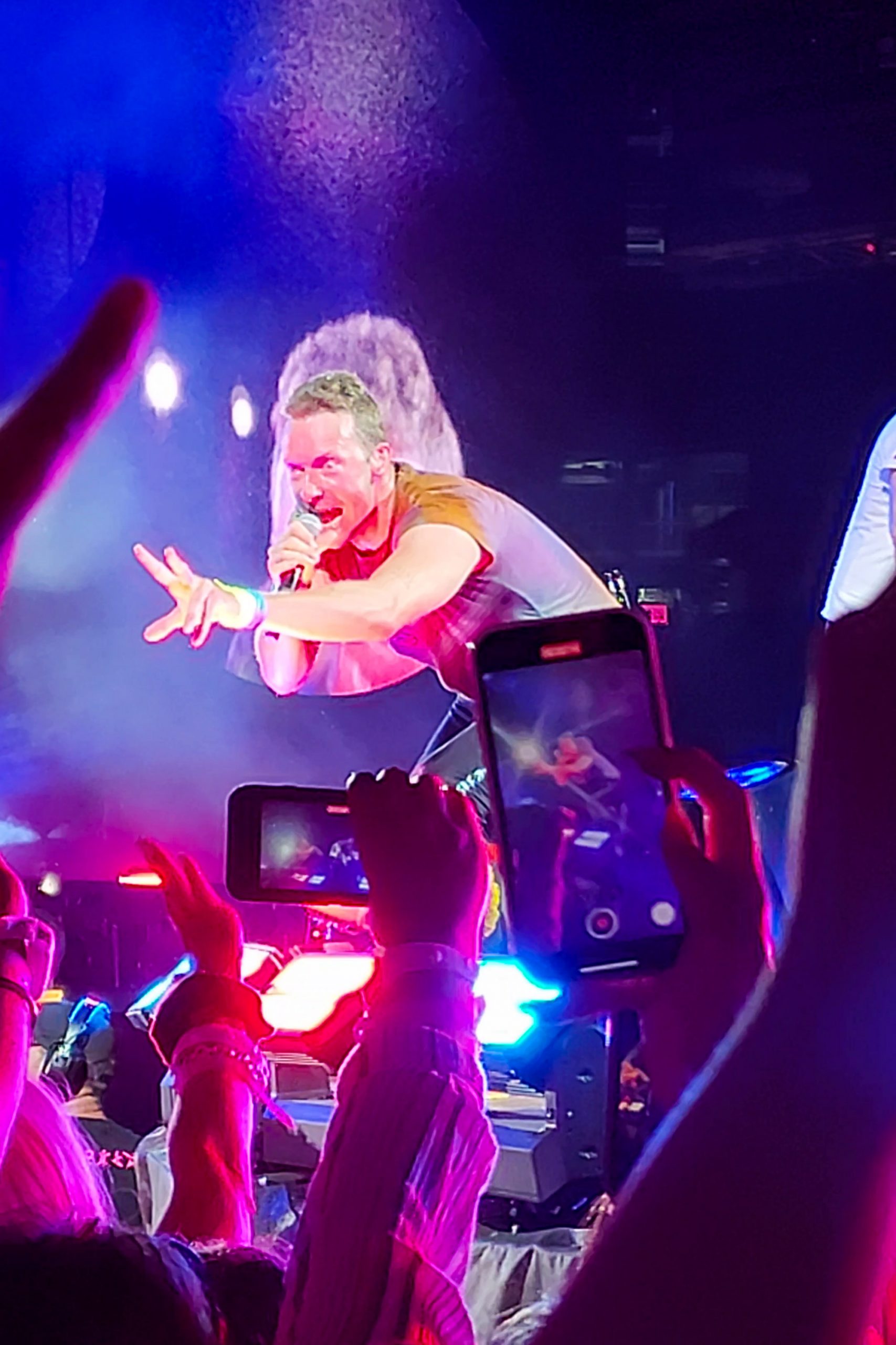 Coldplay : MUSIC OF THE SPHERES WORLD TOUR - MetLife Stadium, East ...